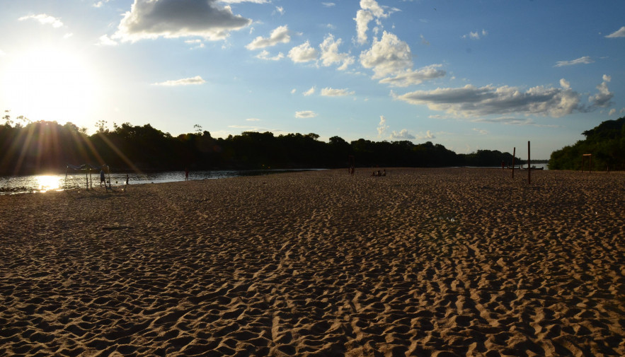Praia do Sol serve como refúgio para quem quer tranquilidade