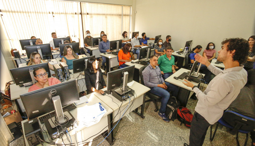 Educação inicia fase piloto do novo Sistema de Gerenciamento Escolar em ...