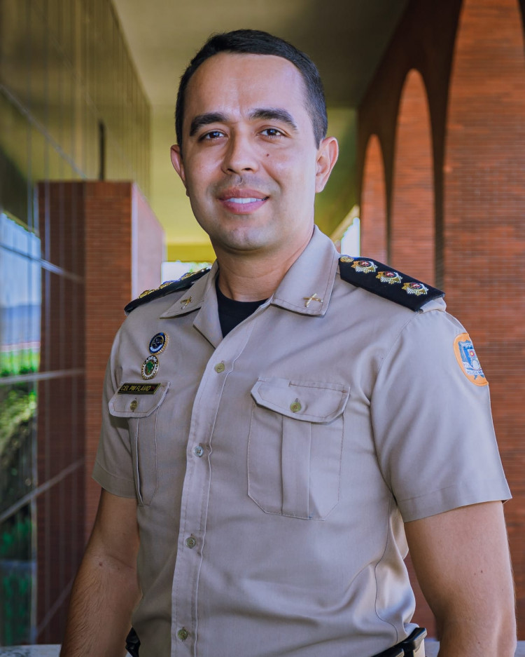 Perfil do Secretário Executivo da Casa Militar