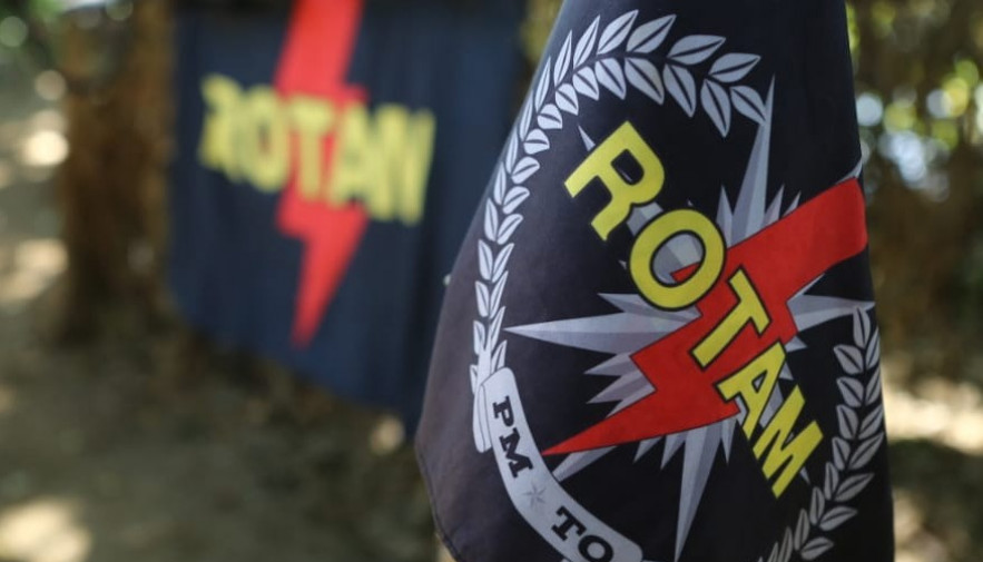 Entenda o significado do símbolo "Raio vermelho imortal" usado pela ...