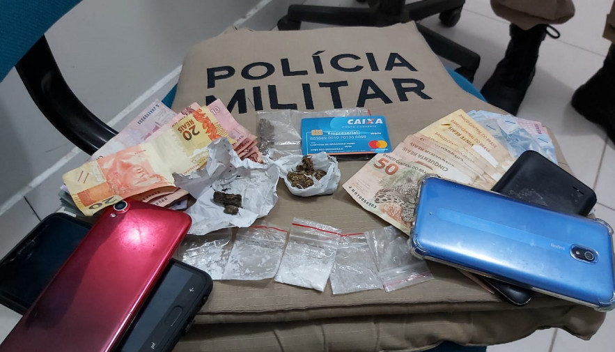 Polícia Militar Prende Três Homens Por Tráfico De Drogas Posse De